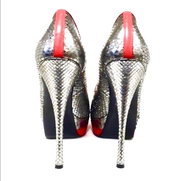 Versace | Shoes | Versace Stilettos Silver Python Leather Pumps New ...